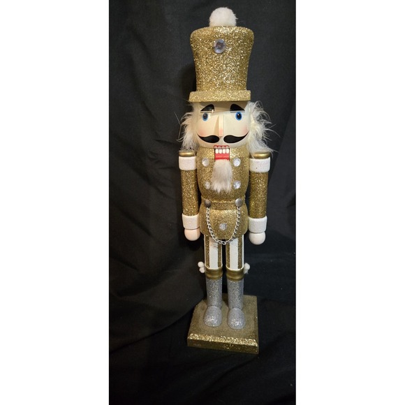 Holiday Home | Holiday | Nutcracker Glittery Gold And White Christmas ...